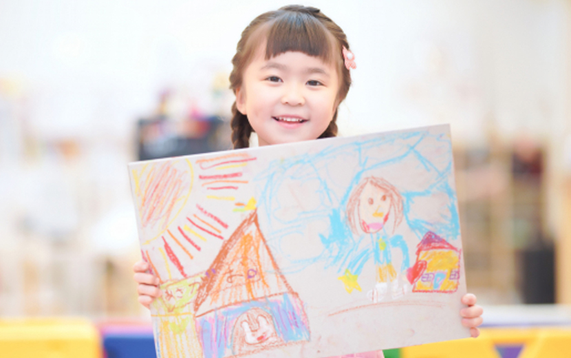 子どもが描く絵から見える世界共通の成長過程。美術教育者の「絵画の発達段階」に基づいたアプローチ – CODACHI